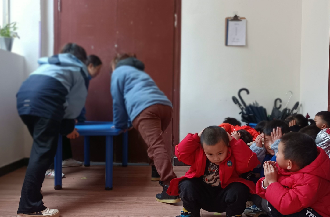 益阳市赫山区银东幼儿园开展反恐防暴演练 - 幼儿教育 - 新湖南