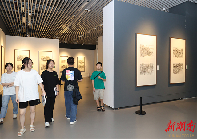 Painting Exhibition Presenting Baojing County Opens at Hunan Art Museum ...