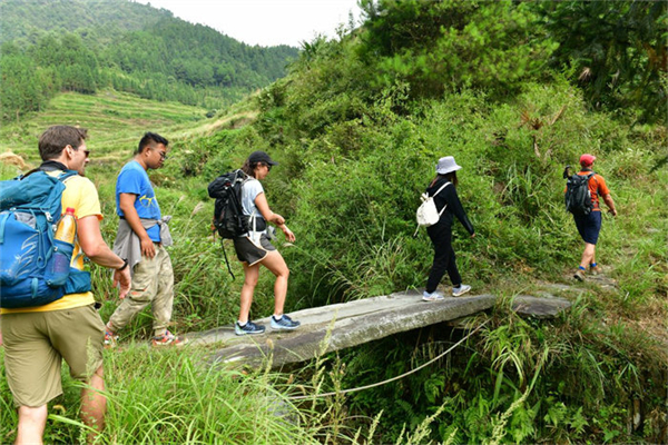 Majestic Xuefeng Mountains in Hunan Attract Global Hiking Enthusiasts ...